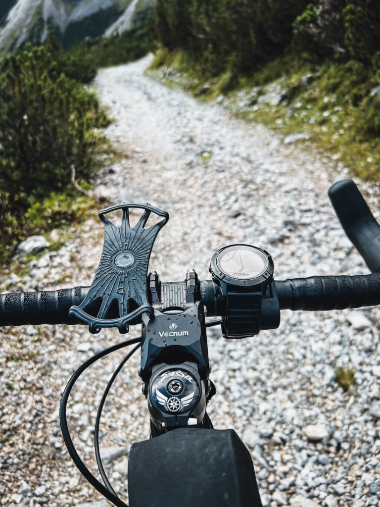Vecnum FreeQENCE - gefederter Vorbau im Test - bikepackers.de